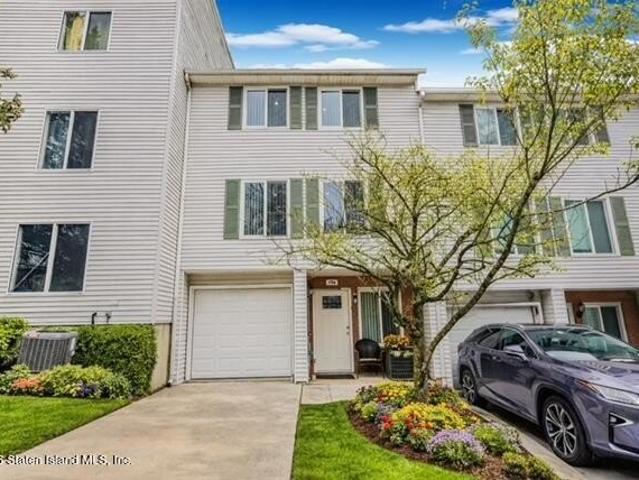 174 Ilyssa Way, Staten Island, NY 10312