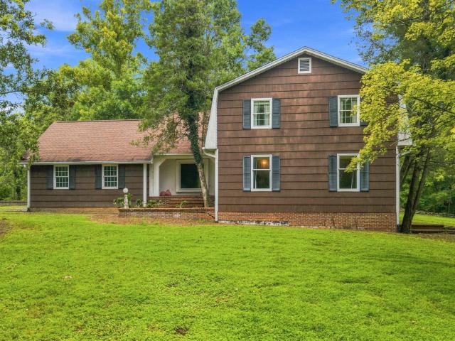 174 Irwin Lane