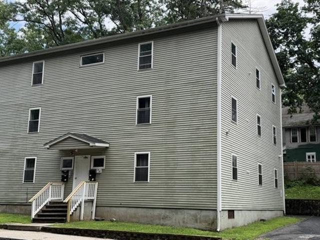 174 Locust St, Springfield, MA 01108