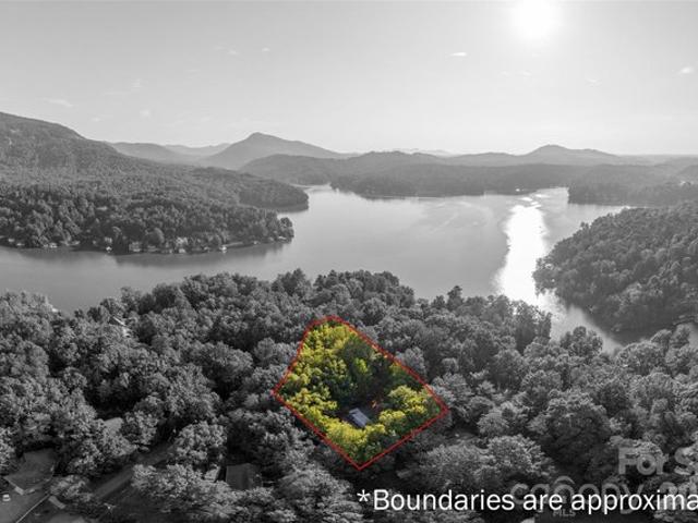 174 Laurel Ln, Lake Lure, NC 28746