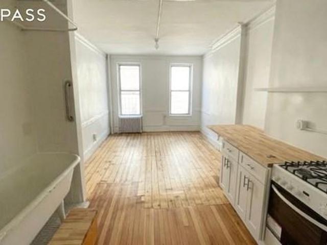 174 Ludlow St 2, New York, NY