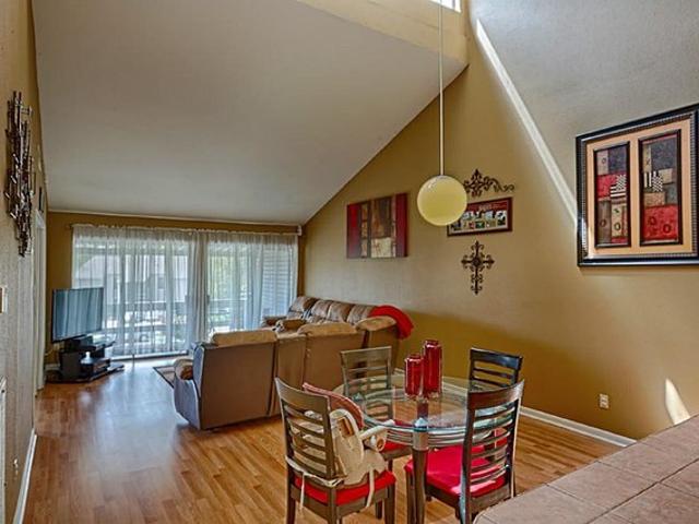 174 N April Point Dr Unit 174H, Montgomery, TX 77356
