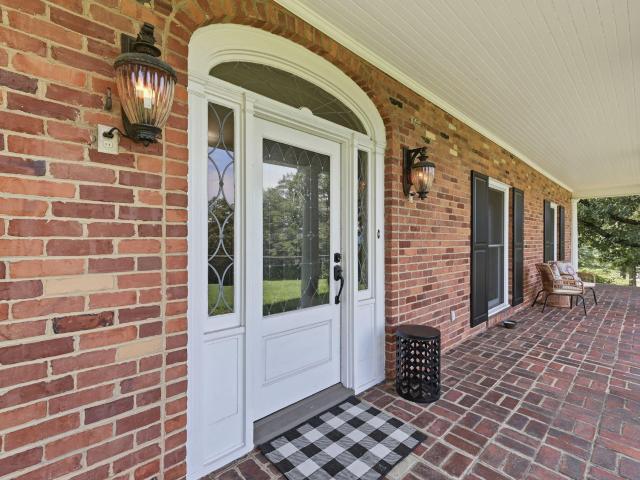 174 N Crest Road