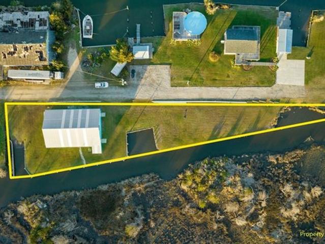 174 S Harbor Dr, Davis, NC 28524