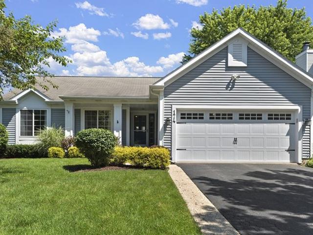 174 Suffolk Ln, Grayslake, IL 60030