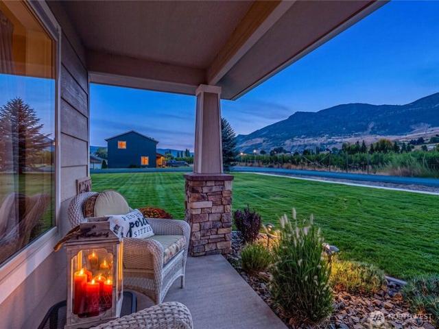 174 Sweetheart Ln, Malaga, WA 98828
