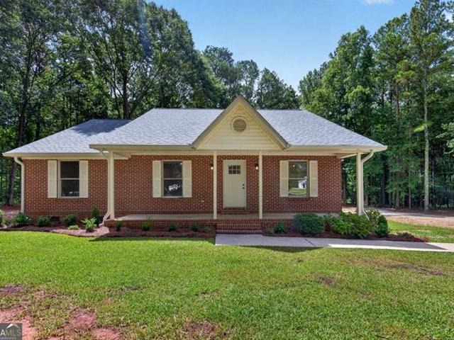 174 Rockhouse Rd, Senoia, GA 30276