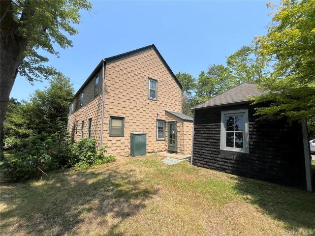 174 Railroad Avenue