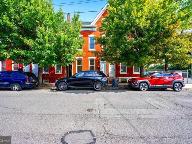 174 W Hanover St, Trenton, NJ 08618