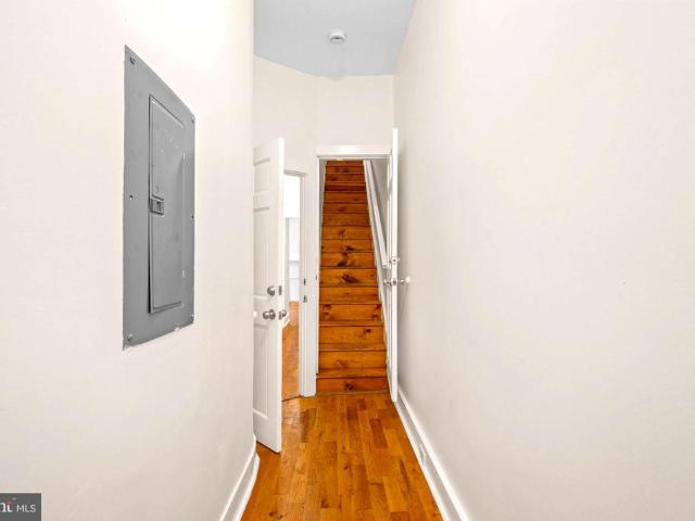 174 W Hanover Street