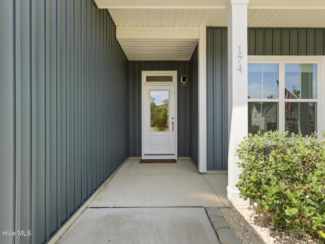 174 Tanglewood Court