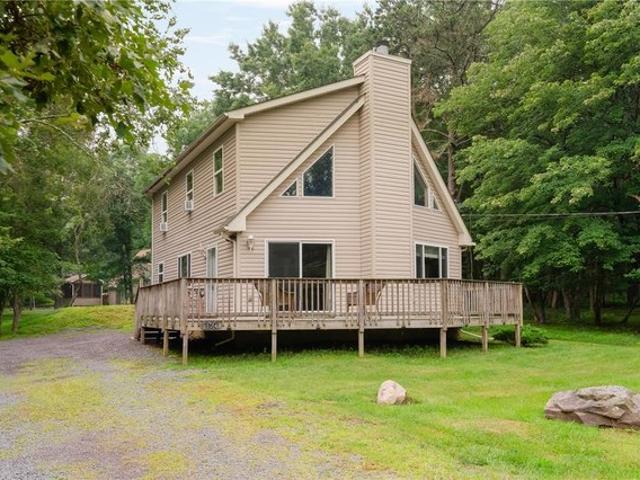 174 Teddyuscung Trl, Penn Forest Township, PA 18210