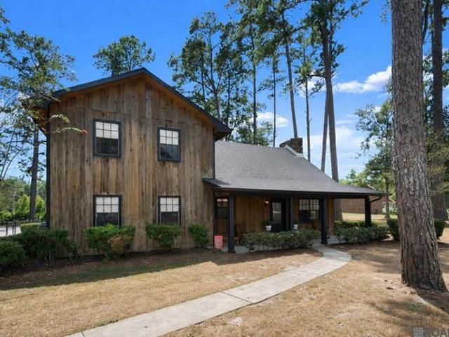 17543 Summerfield Rd N, Prairieville, LA 70769