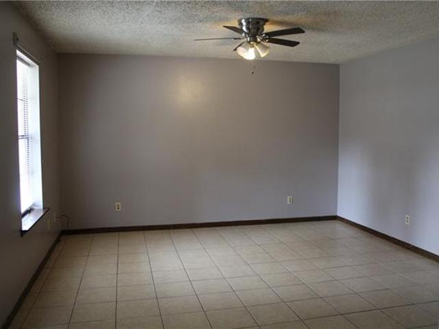 17540 Beverly Dr, Unit C, Hammond, LA 70401 | MLS #2555 | Compass