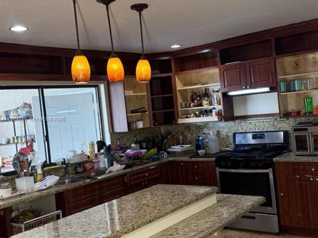 17540 SW 254th St, Homestead, FL 33031 | MLS #A11939