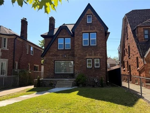 17545 Pennington Dr, Detroit, MI 48221