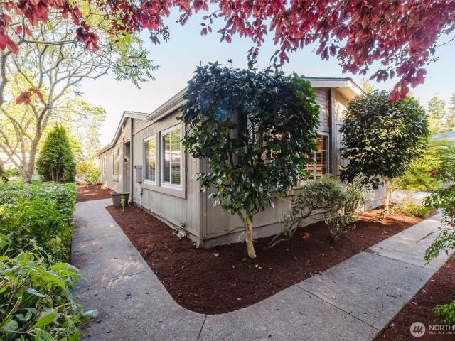 1754 NE Mesford Road # 52