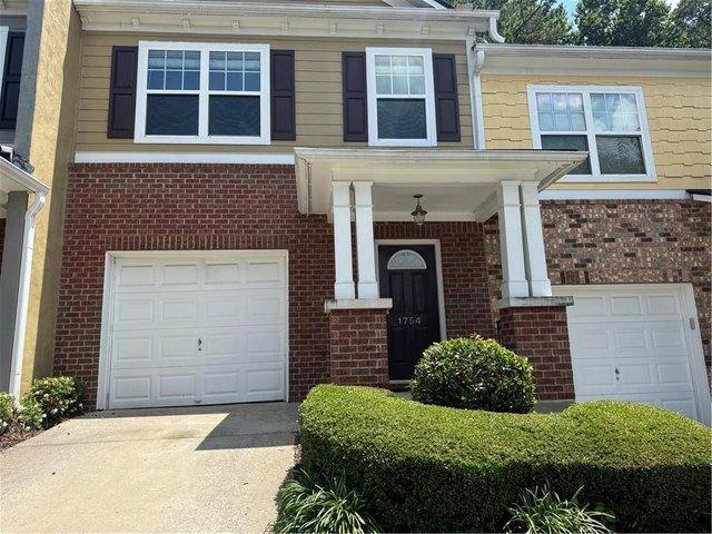 1754 Arbor Gate Dr, Lawrenceville, GA 30044
