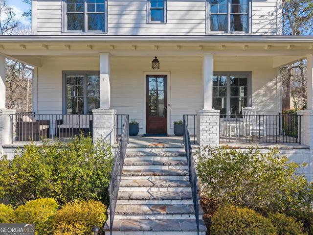 1754 Georgian Terrace