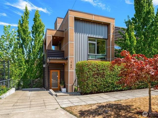 1754 Valentine Pl S, Seattle, WA 98144