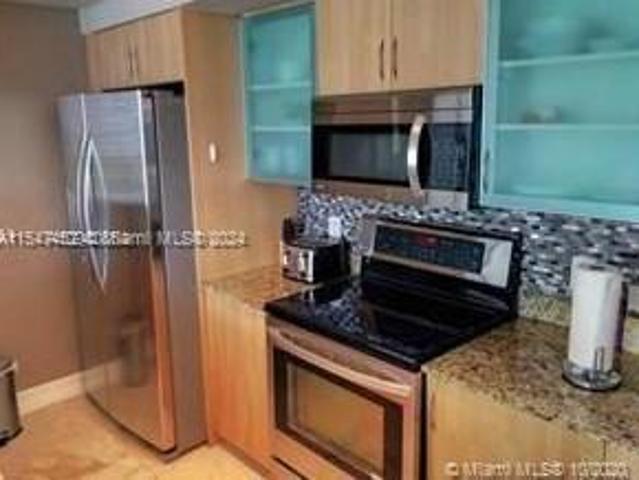 17555 Atlantic Blvd #1003, Sunny Isles Beach, FL 33160