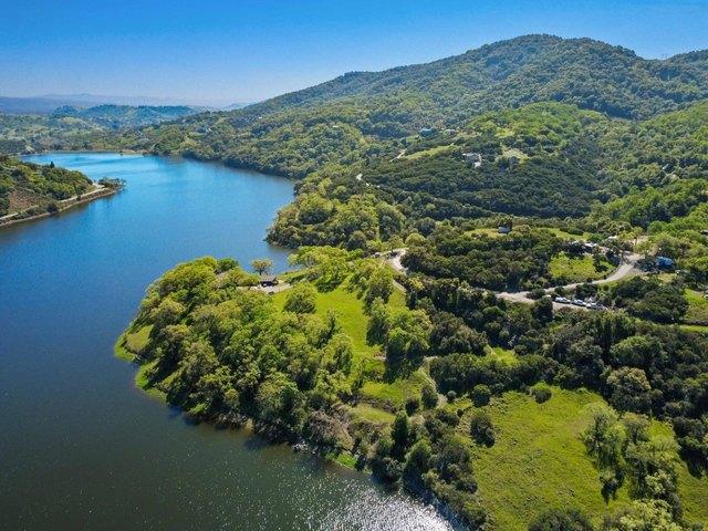 17556 Chesbro Lake Dr, Morgan Hill, CA 95037