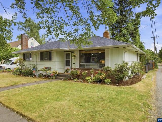 1755 Madison St NE, Salem, OR 97301