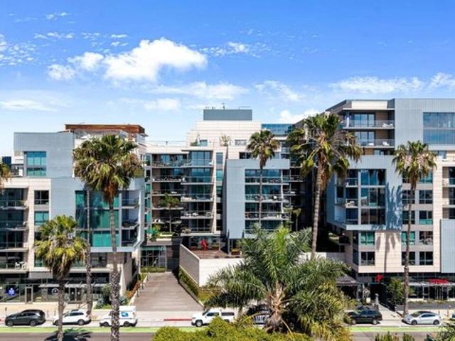 1755 Ocean Ave Apt 303, Santa Monica, CA 90401