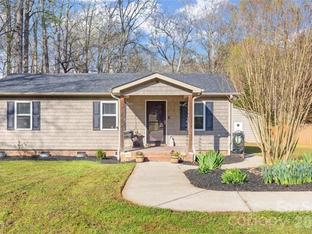 1755 Earl Dr, Fort Mill, SC 29715