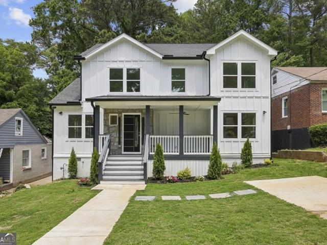 1755 Emerald Ave SW, Atlanta, GA 30310
