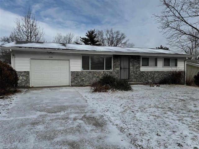 1755 Hudson Rd, Saint Louis, MO 63136