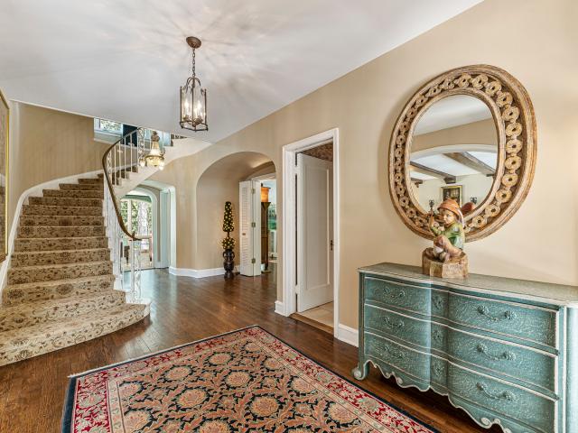 1755 Sunset Lane