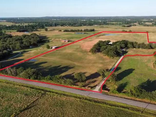 1755 S Fm 1655, Alvord, TX 76225 MLS 20912089