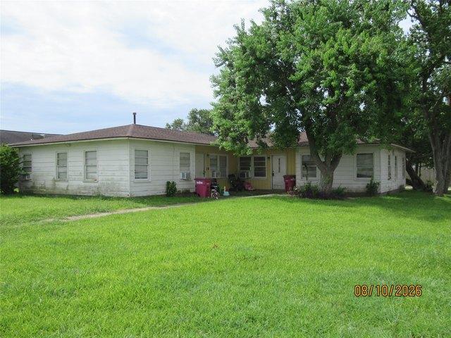 1755 57 Lynn Ln, Freeport, TX 77541