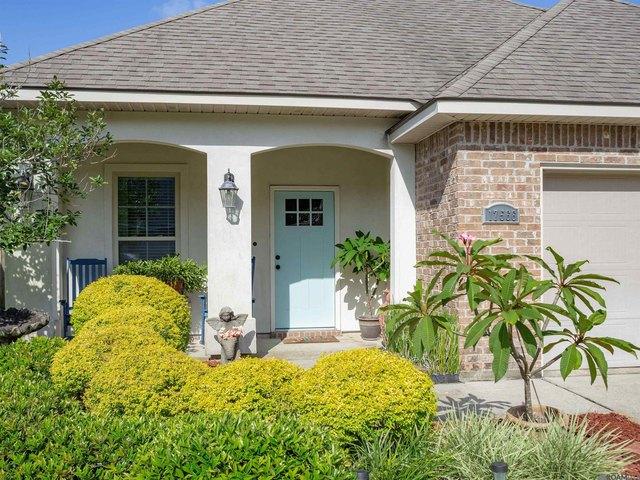 17566 Waterloo Dr, Baton Rouge, LA 70817