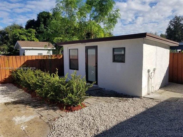 1756 NW 94th St Unit Back, Miami, FL 33147