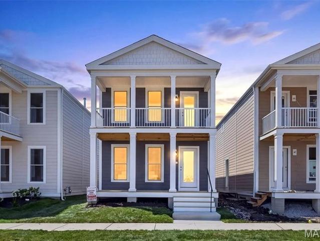 1756 Dyess St, Saint Charles, MO 63301