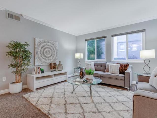 1756 Essex St 205, San Diego, CA 92103