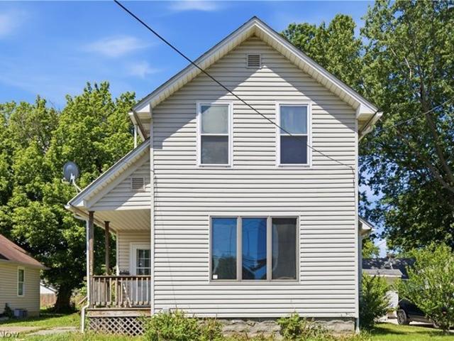 1756 Livingston Ave, Lorain, OH 44052