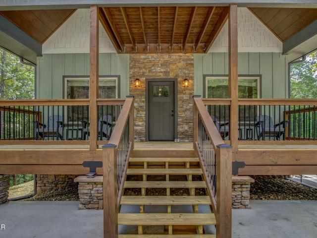 1756 Stinnett Road
