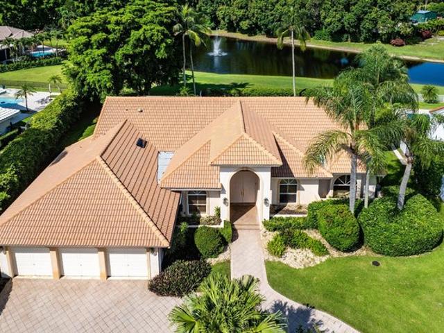 17571 Bocaire Way, Boca Raton, FL 33487