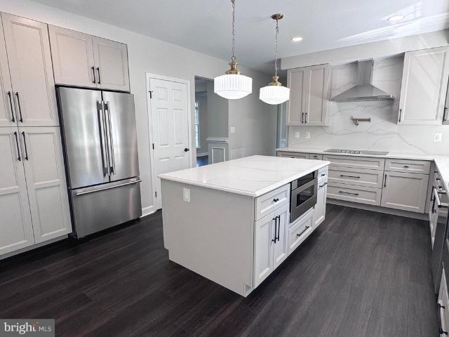 17572 Tranquility Road