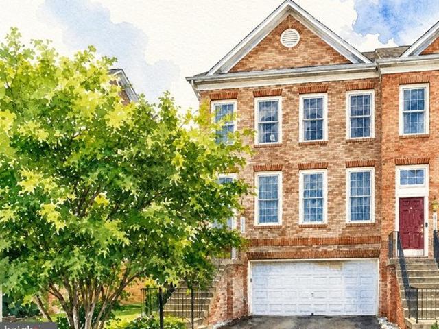 17574 Victoria Falls Dr, Dumfries, VA 22025