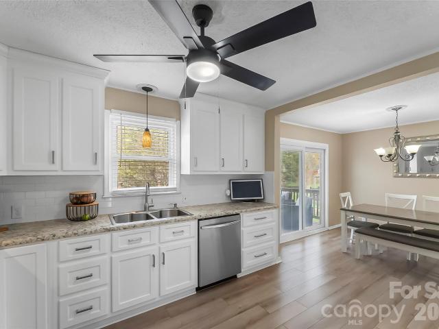 1757 Castlewood Court