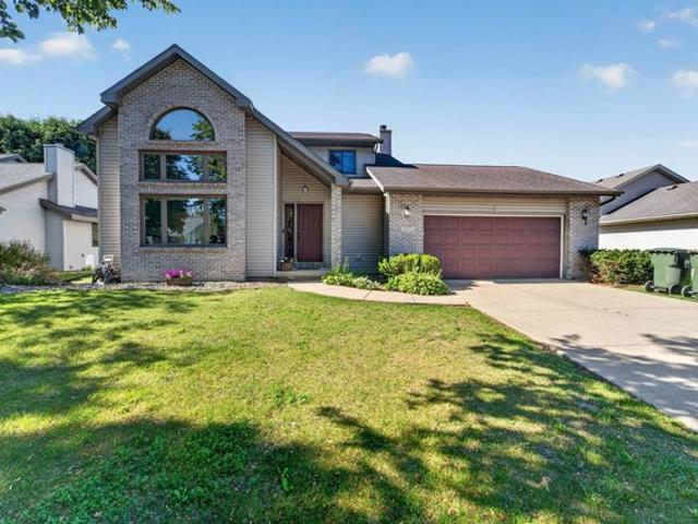 1757 Colony Cir, Sun Prairie, WI 53590