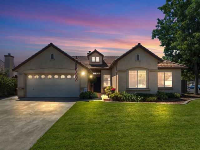 1757 Homestead Way, Lemoore, CA 93245