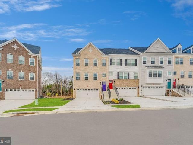 1757 Water Crossing Rd, Baltimore, MD 21208