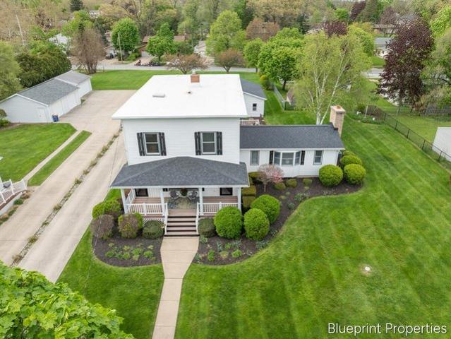 1757 4th St NW, Grand Rapids, MI 49504