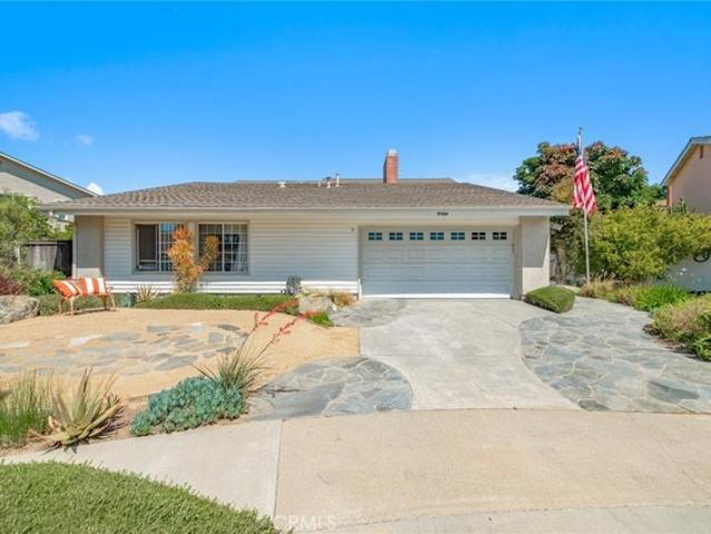 17586 Lebanon Cir, Irvine, CA 92614