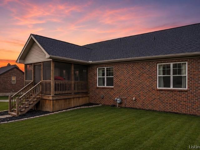 1758 Old Highway 135 SW